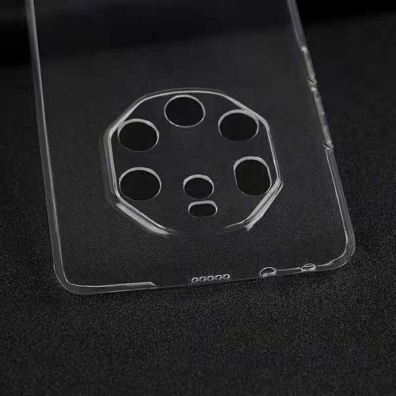 Lens protection design for smartphone clear protective case